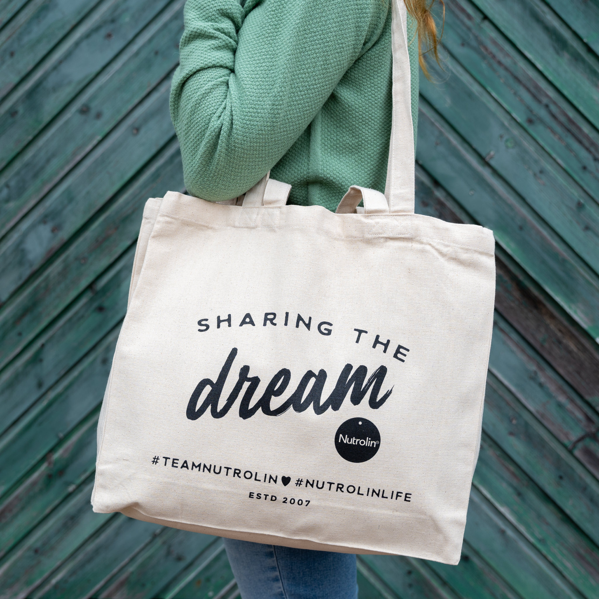 Nutrolin® iso kangaskassi – Sharing the dream